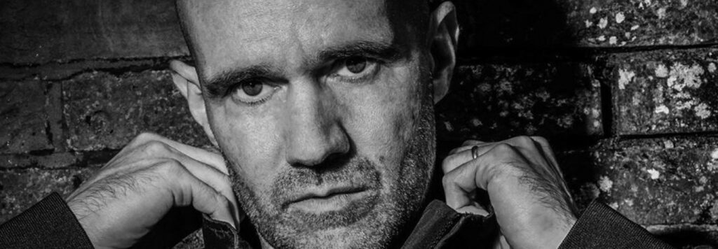 John 00 Fleming lanza su primer single después de dos años