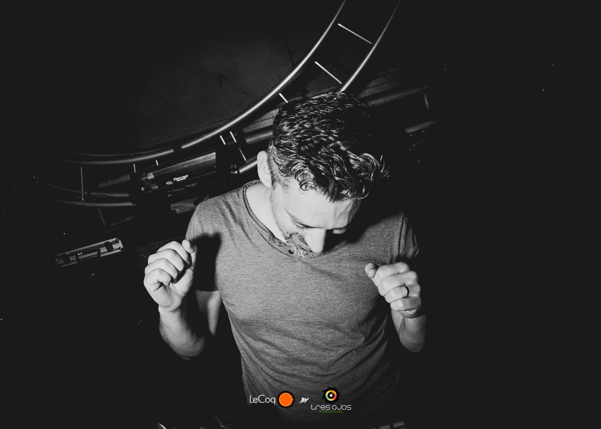 Al habla con Nicholas Van Orton - Vicious Magazine